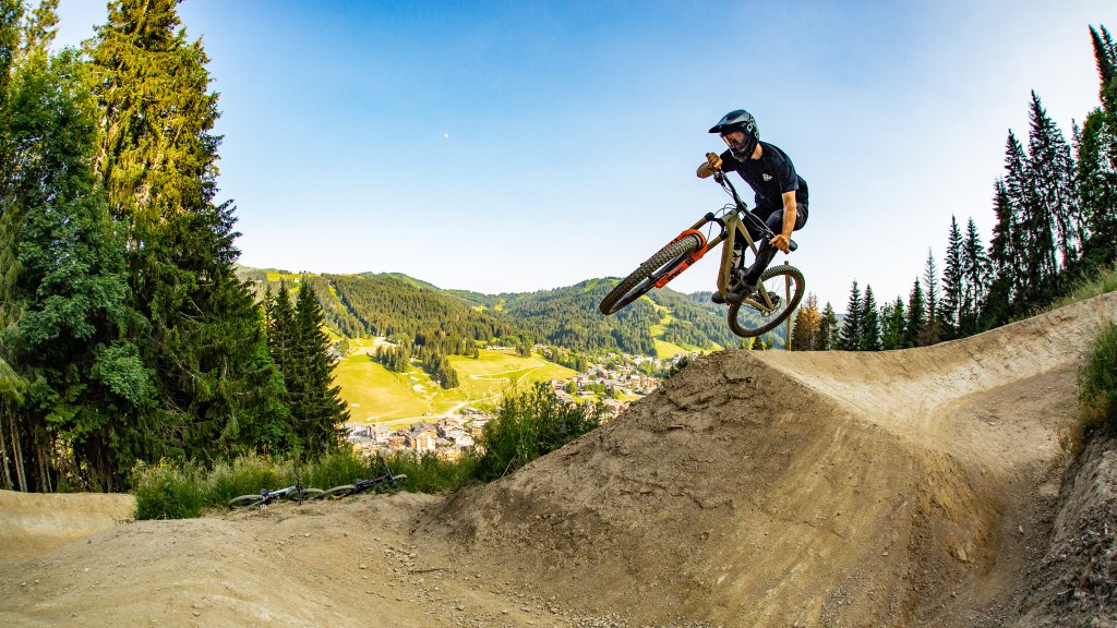 Last-Minute Morzine Summer Deals | Atlas Ride Co